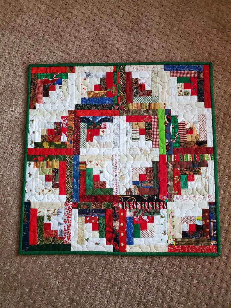 Christmas Log Cabin Table Topper/wallhanging, Scrappy, Handmade - Etsy