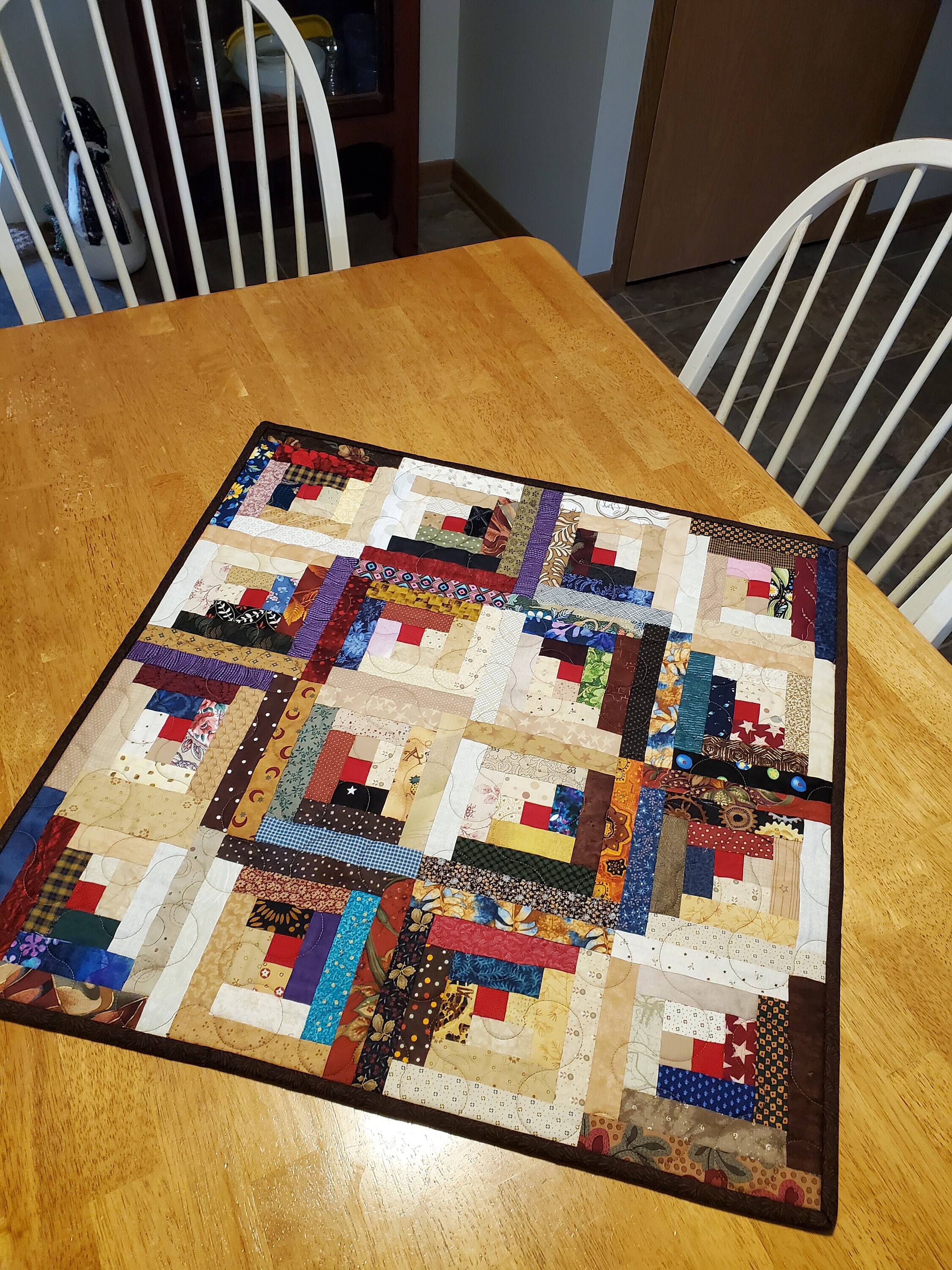 Quilted Scrap Log Cabin Table Topper/wallhanging, Handmade - Etsy