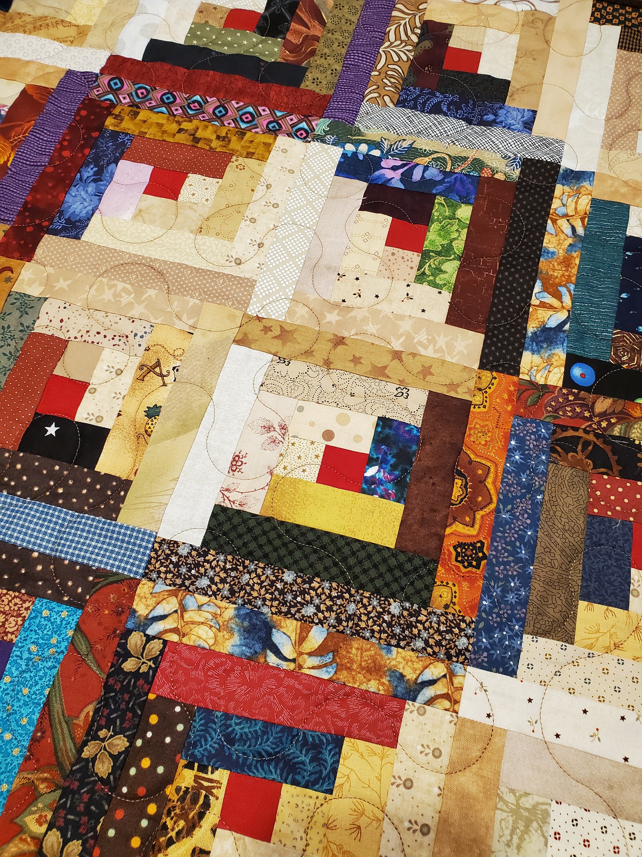 Quilted Scrap Log Cabin Table Topper/wallhanging, Handmade - Etsy