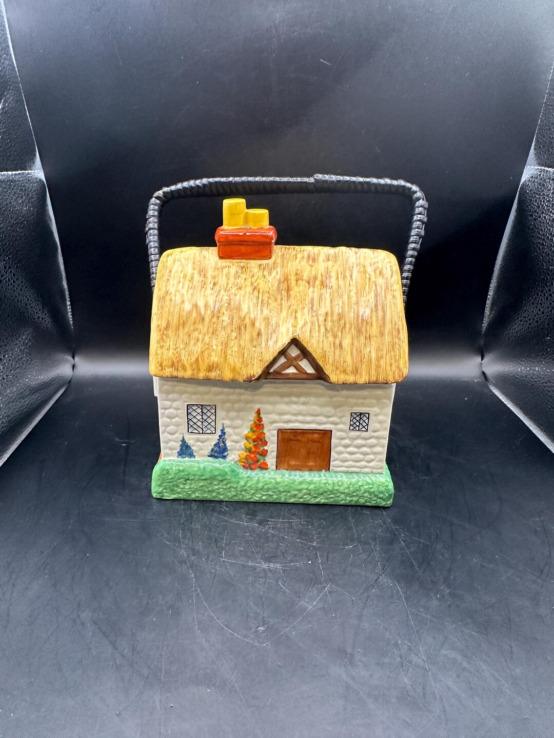 Carlton Ware Cottage Biscuit Jar: Thatched English Cottage, Pattern 806 ...