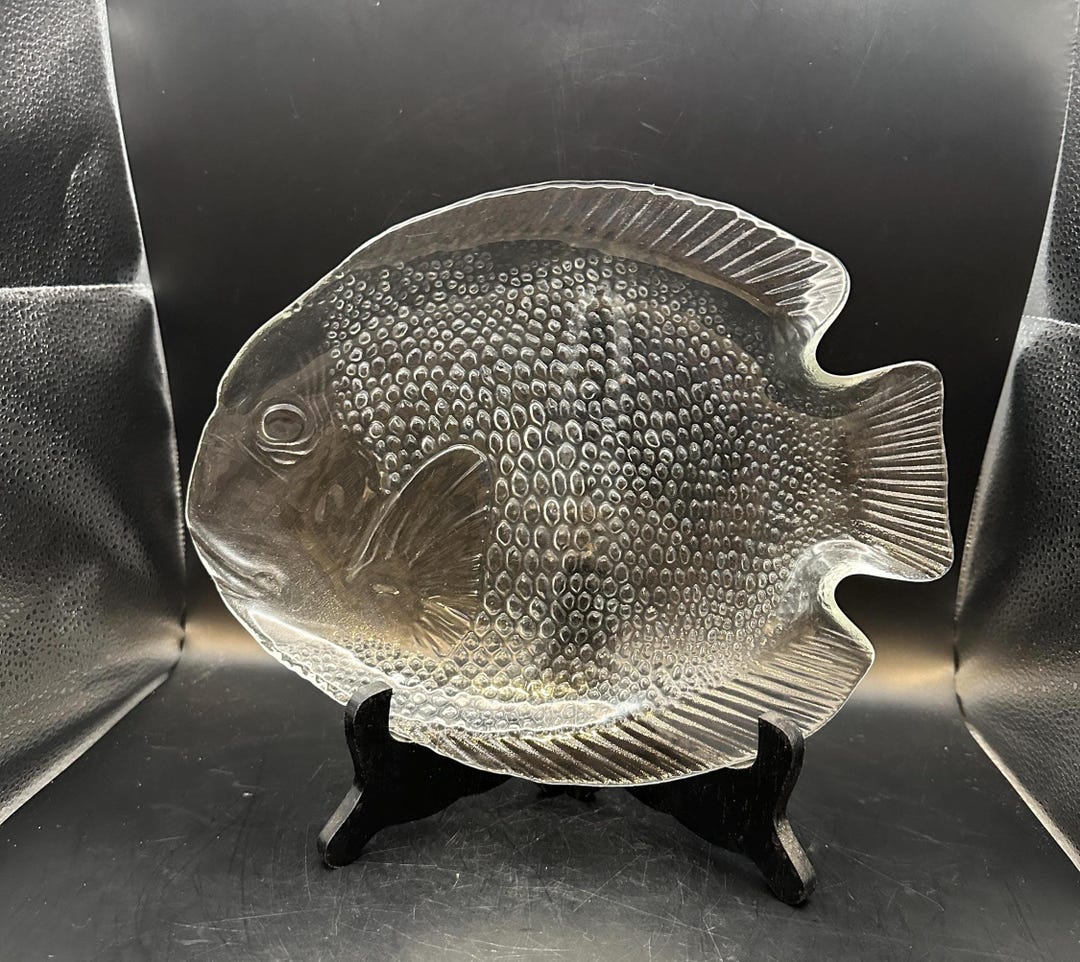 Anchor Hocking Glass Fish Plates - Etsy