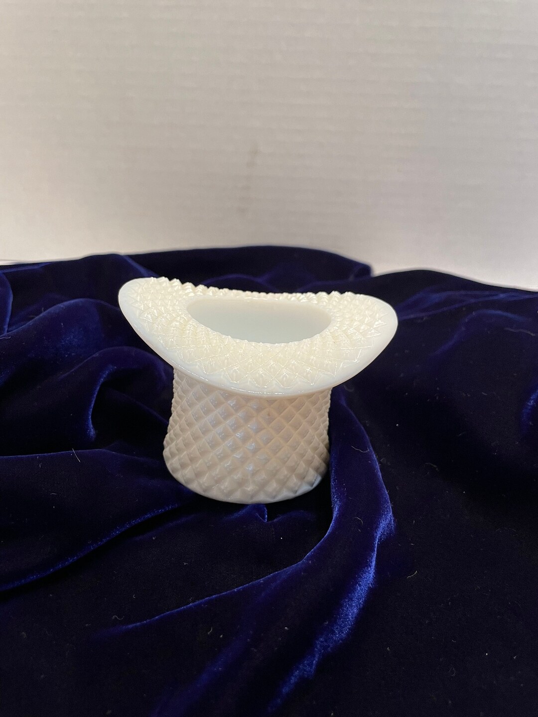 Vintage Milk Glass Top Hat English Hobnail Westmoreland - Etsy