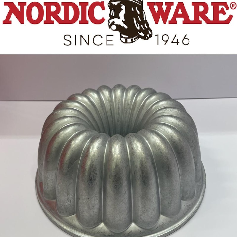 Pound Cake in Bundt Pan - Etsy