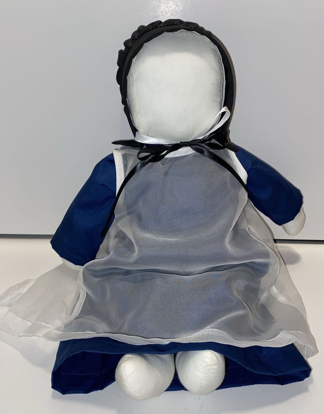 Original Traditional Amish Doll No Face Plain Clothes Bonnet Apron Blue ...
