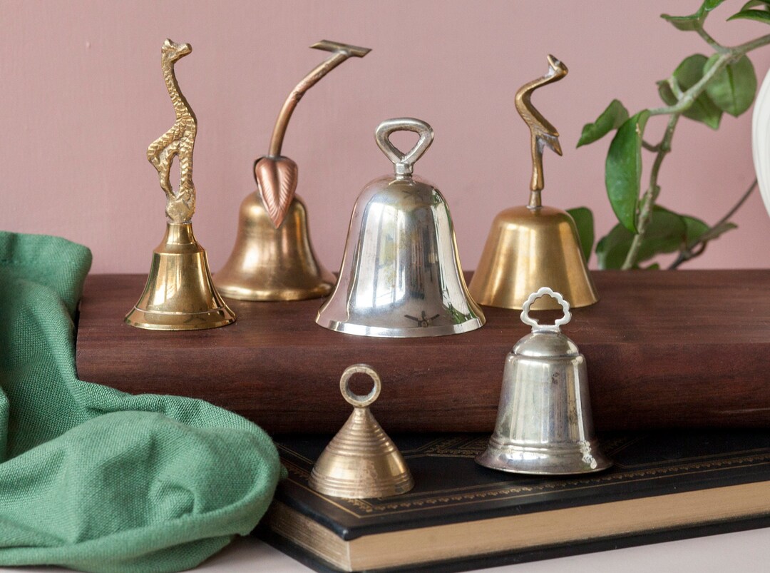 Assorted Vintage Bells Cocktail, Dinner Bell Religious Prayer Bell ...