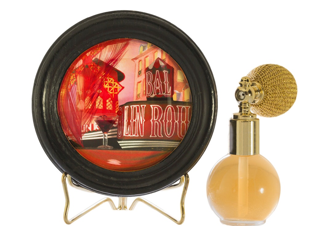 Moulin Rouge Medallion - Etsy