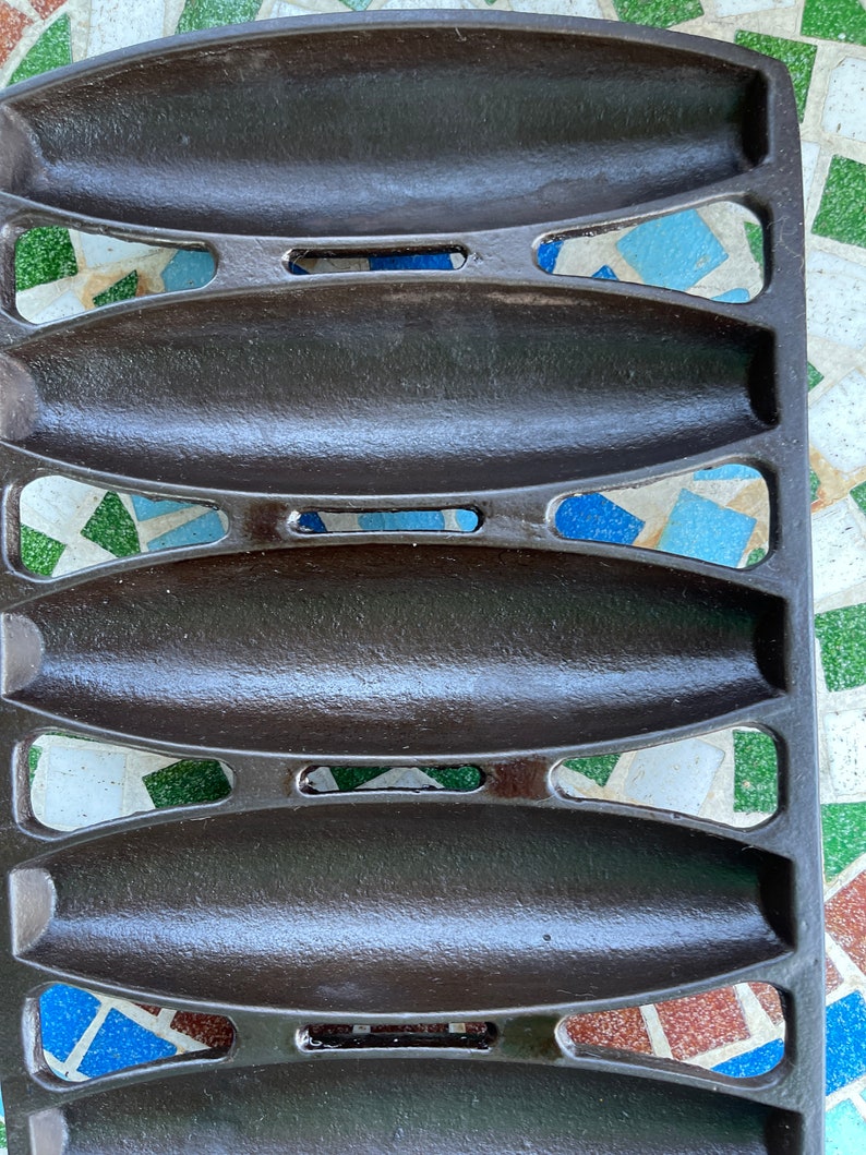 Reduced Rare Antique Griswold Cast Iron Vienna Roll Bread Pan - Etsy