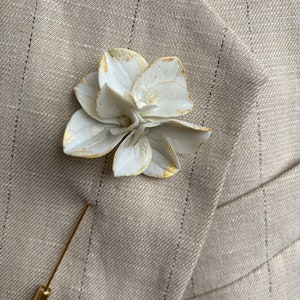 White and Gold Flower Lapel Pin Wedding Flower Lapel Pin Flower ...