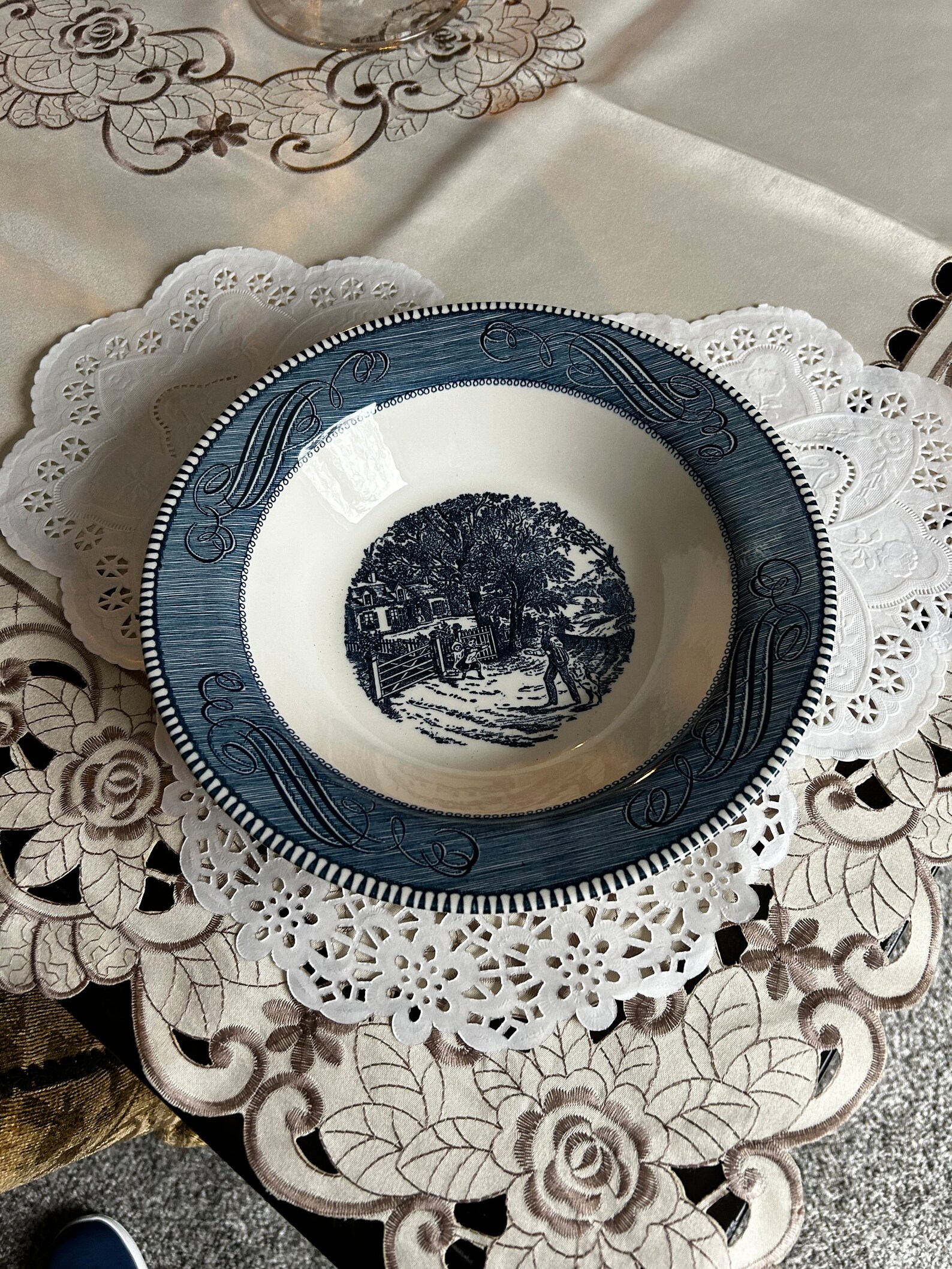 Vintage Currier and Ives Blue & White 10.25" Round Vegetable Bowl ...