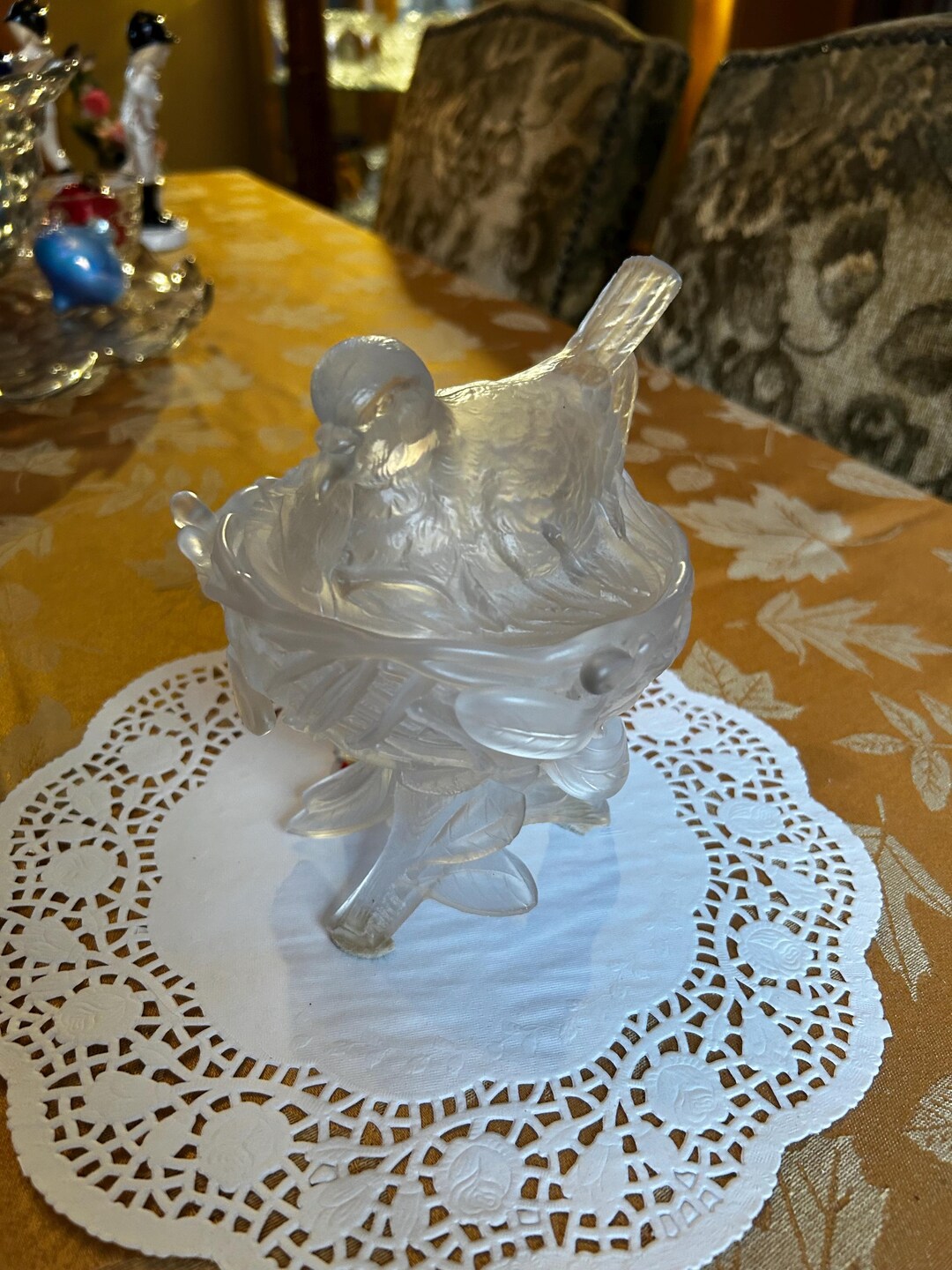 Rare Vintage Westmoreland Frosted Glass Robin on a Nest Covered ...
