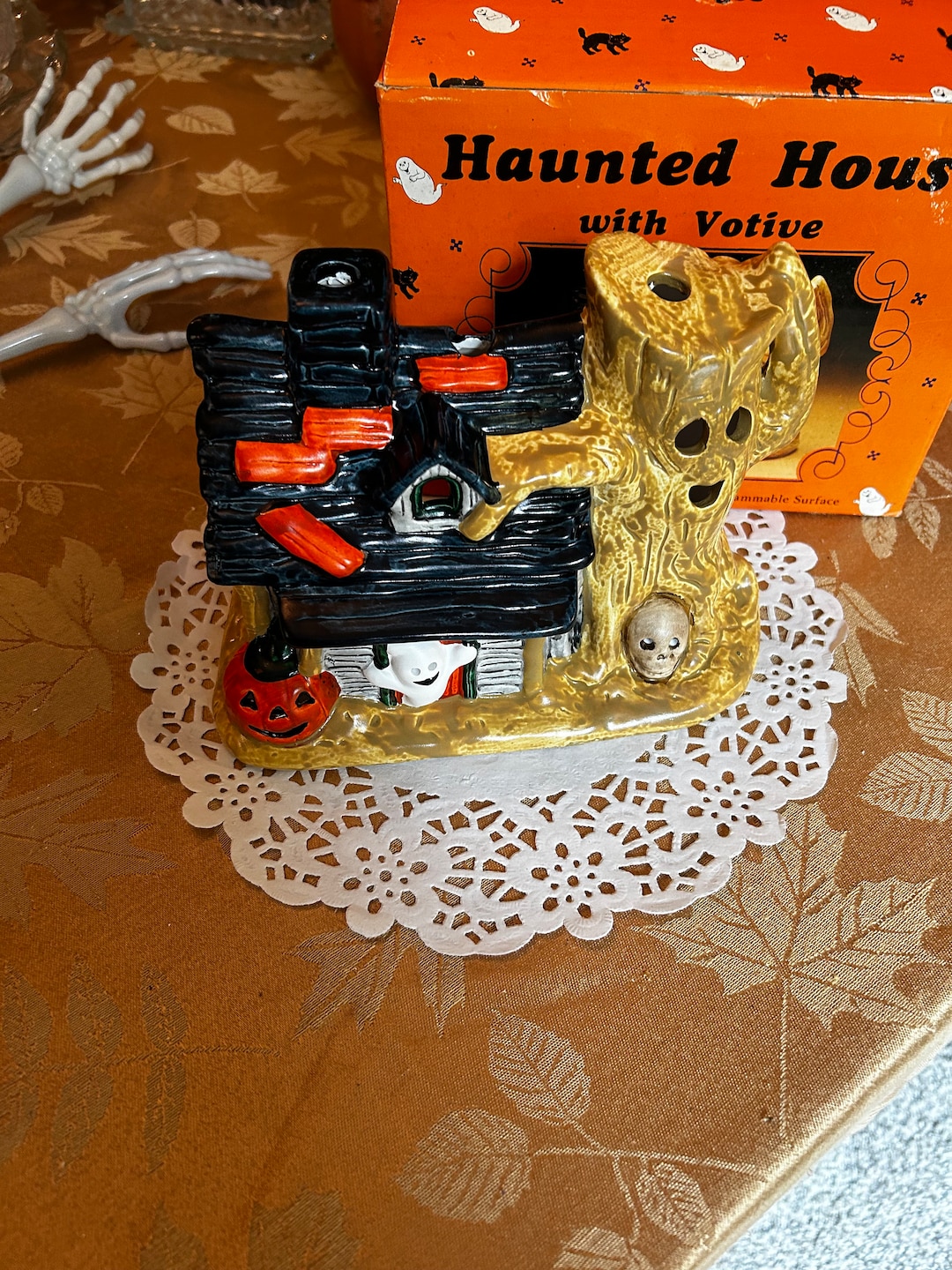 Vintage Russ Haunted House & Tree Lighted Decoration ~ Very Fun Spooky ...