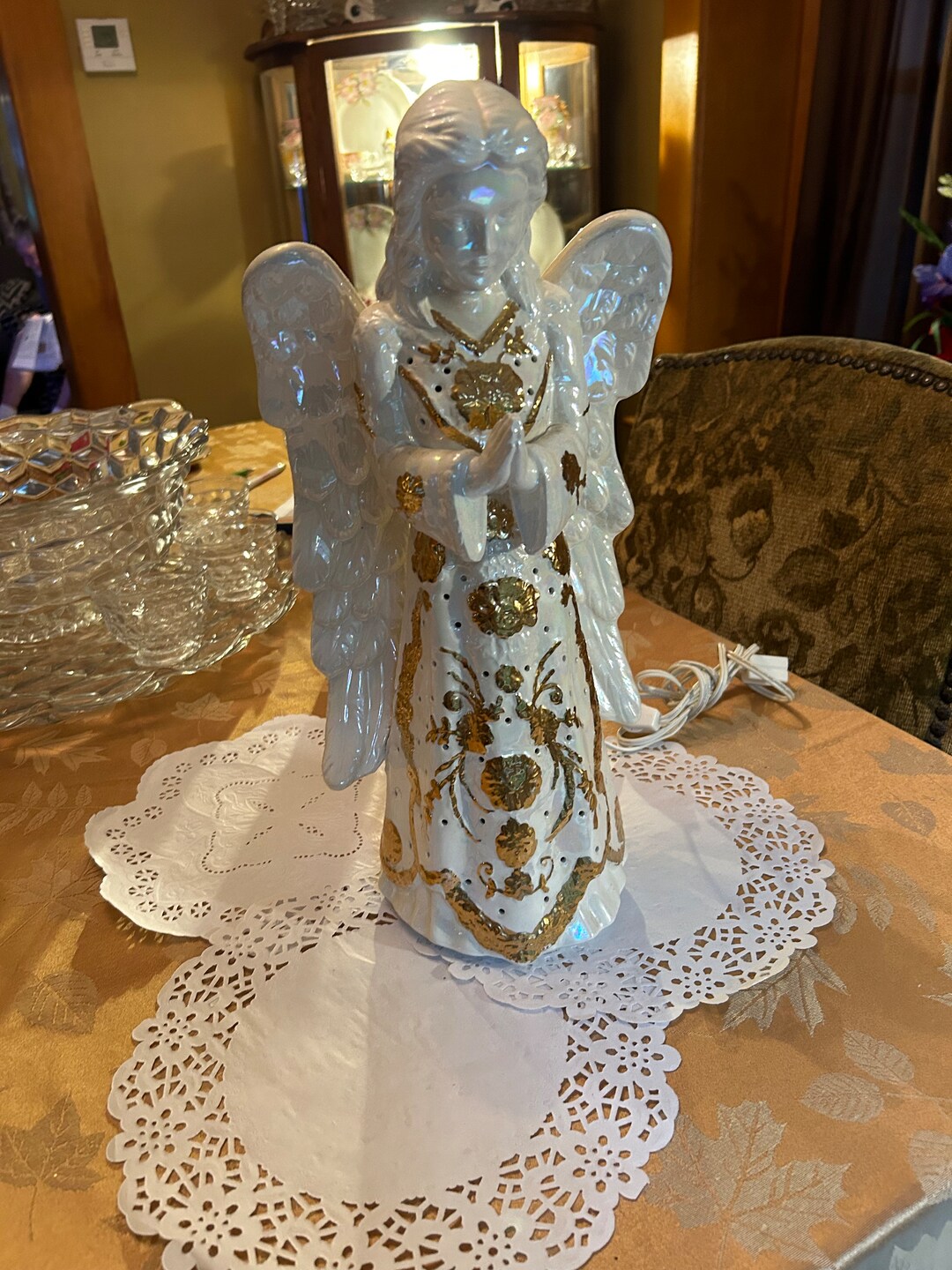 Beautiful Vintage Hand Painted Large Ceramic Angel Light ~ White With ...