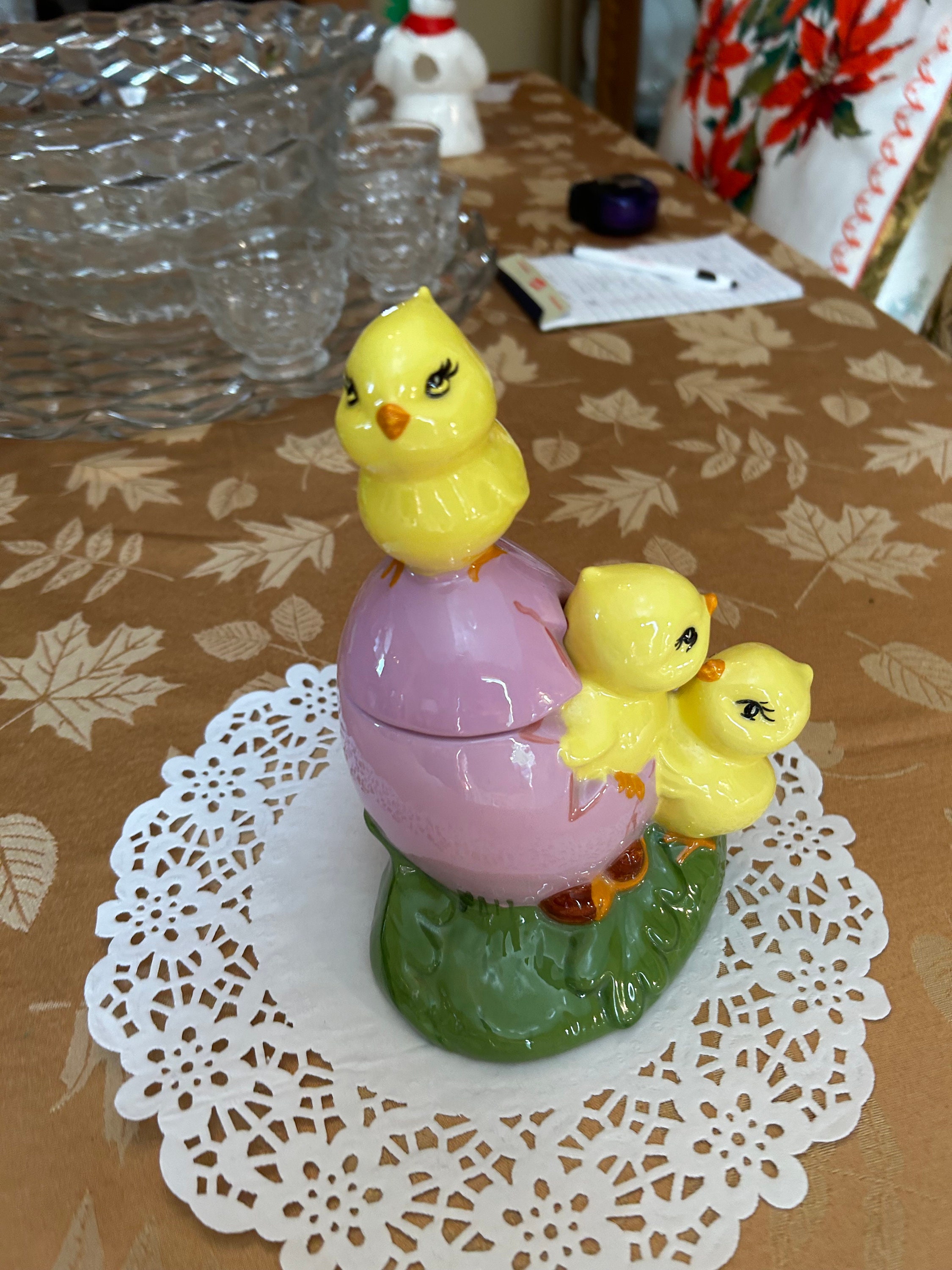 Great Looking Vintage Ceramic Easter Egg Covered With Chicks Candy Dish ...