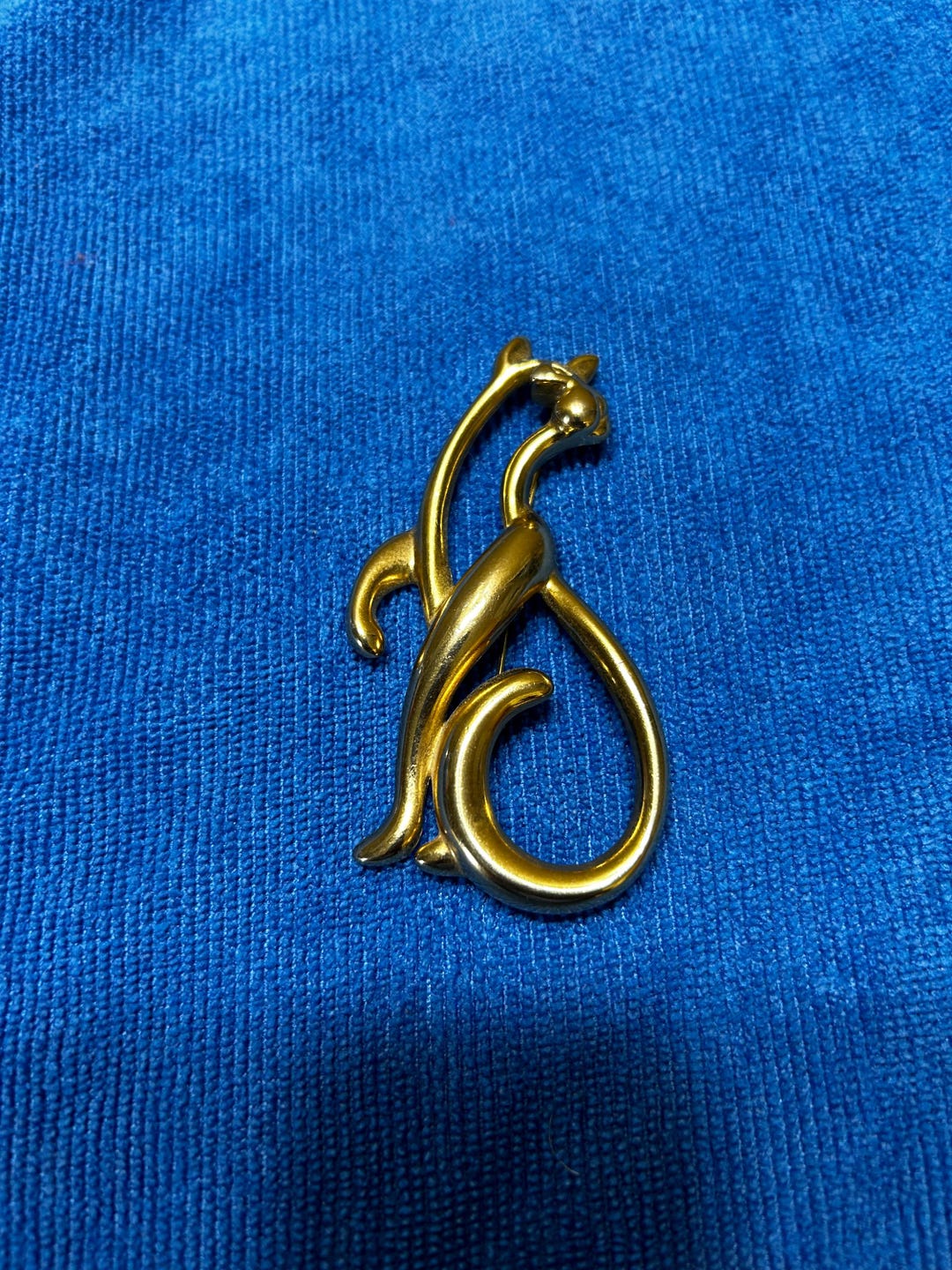 Vintage Art Deco Signed Figural Cat Brooch / Pin ~ Gold-tone Sleek ...