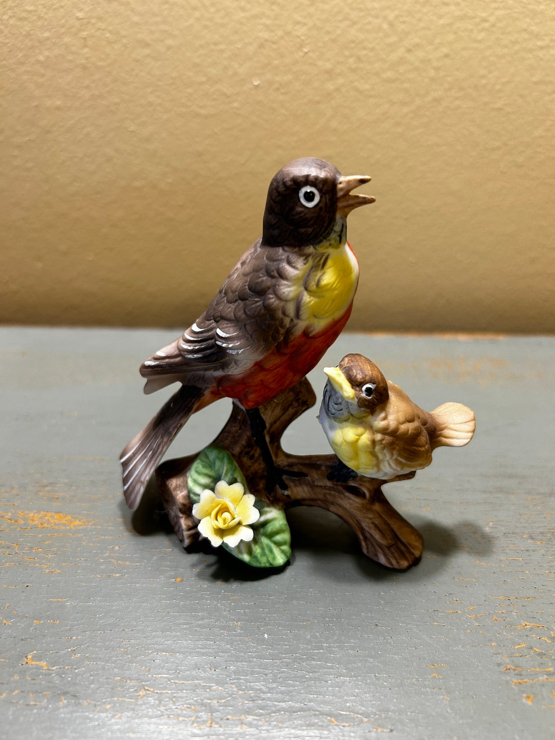 Beautiful Sadek Robin Figurine With Chick ~ Fine Porcelain Robin ...