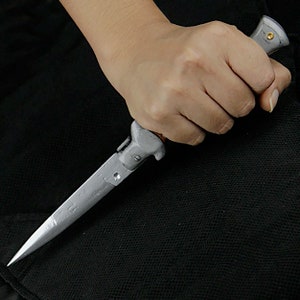 Tlou 2 - Ellie's Cosplay Prop - Etsy