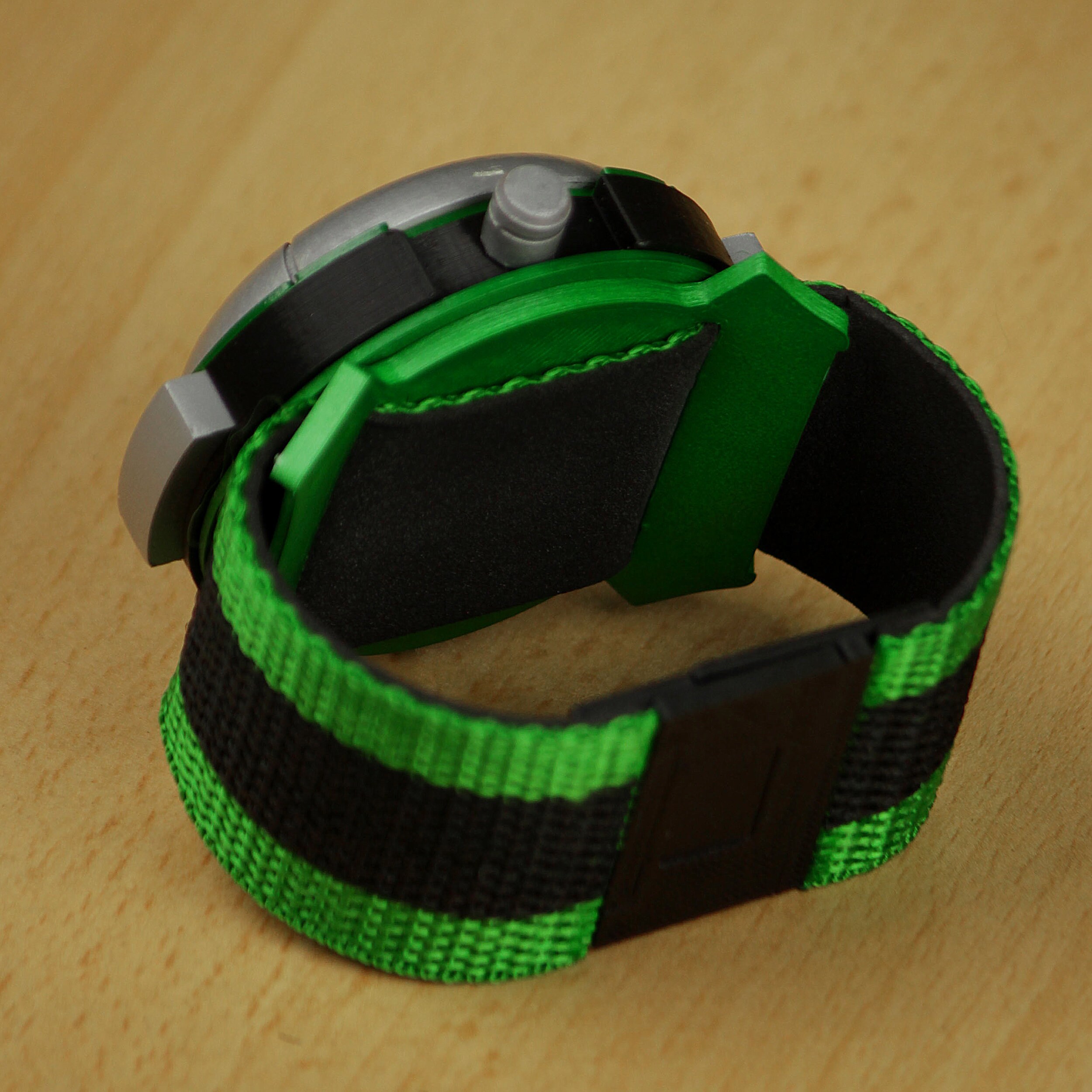 Omnitrix B10 Alien F | Etsy