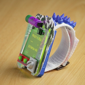 Spider Punk Watch - GIZMO - Gwen - Etsy