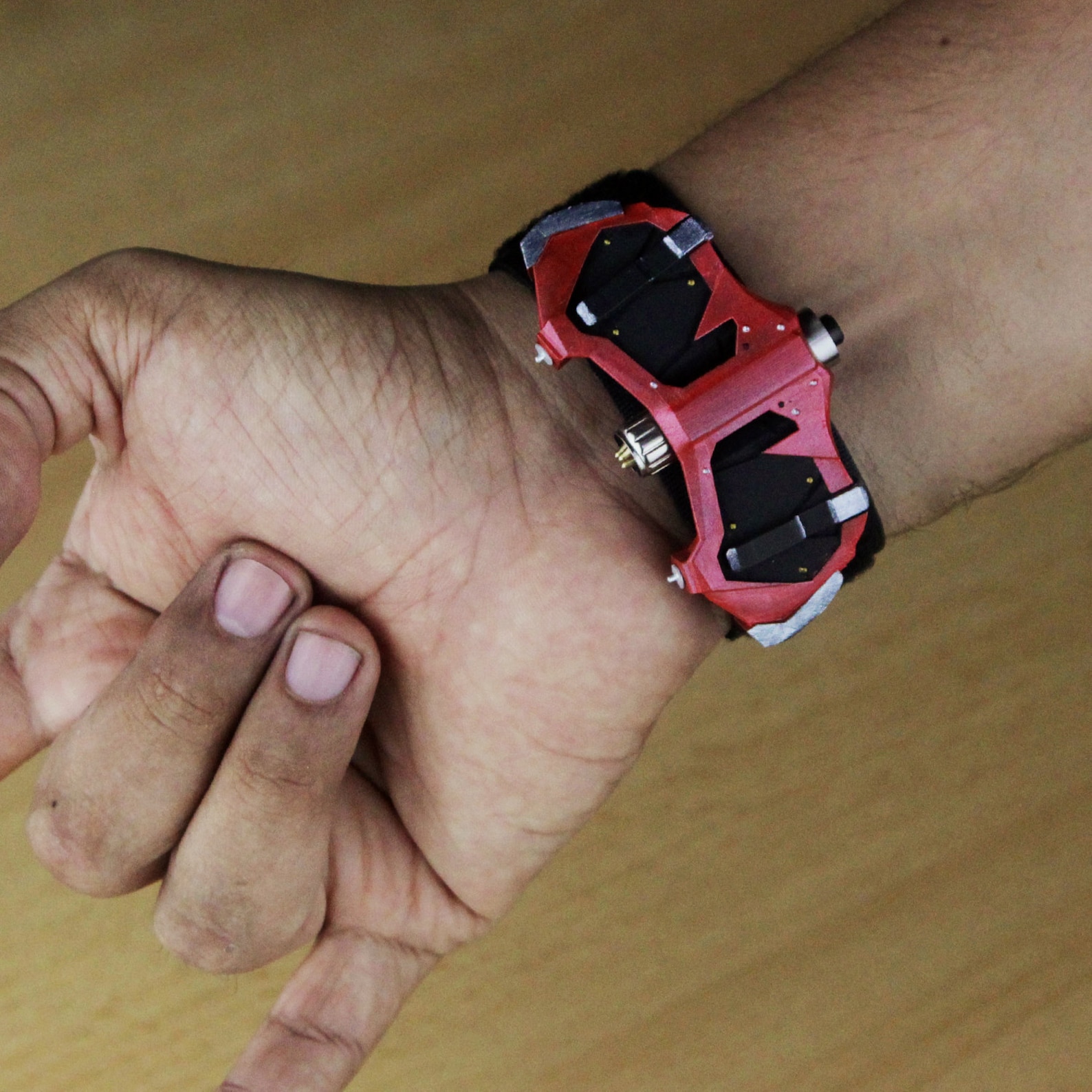 Web Shooter Spiderman PS4 - Etsy