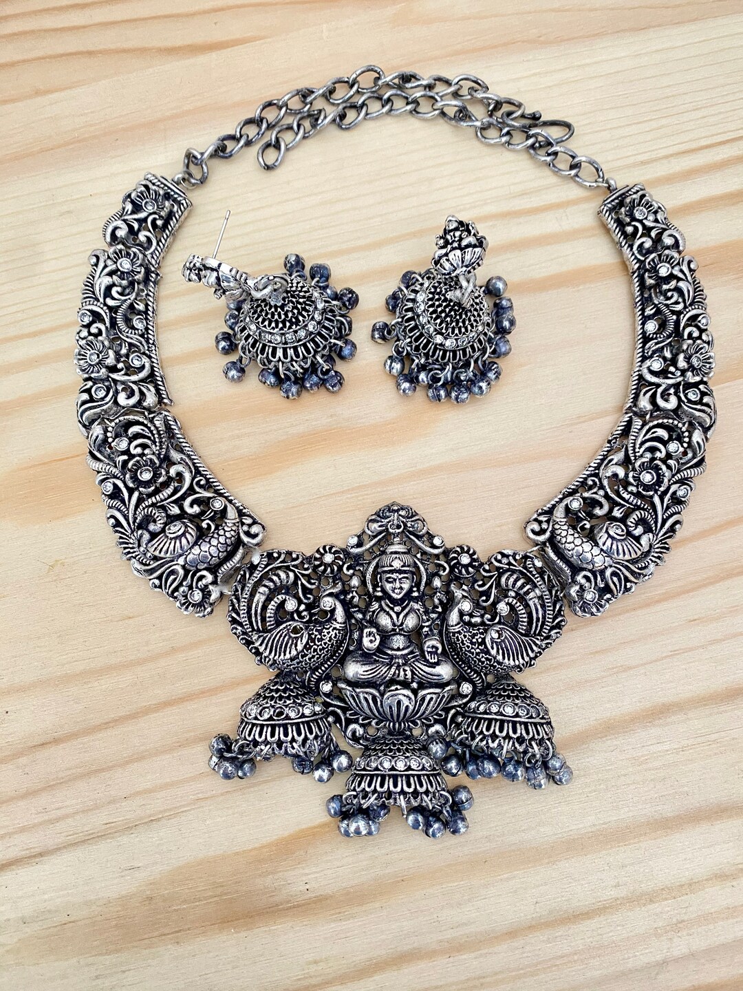 German Silver Necklace,hasli Style Lakshmi Devi Clear Stone Temple ...