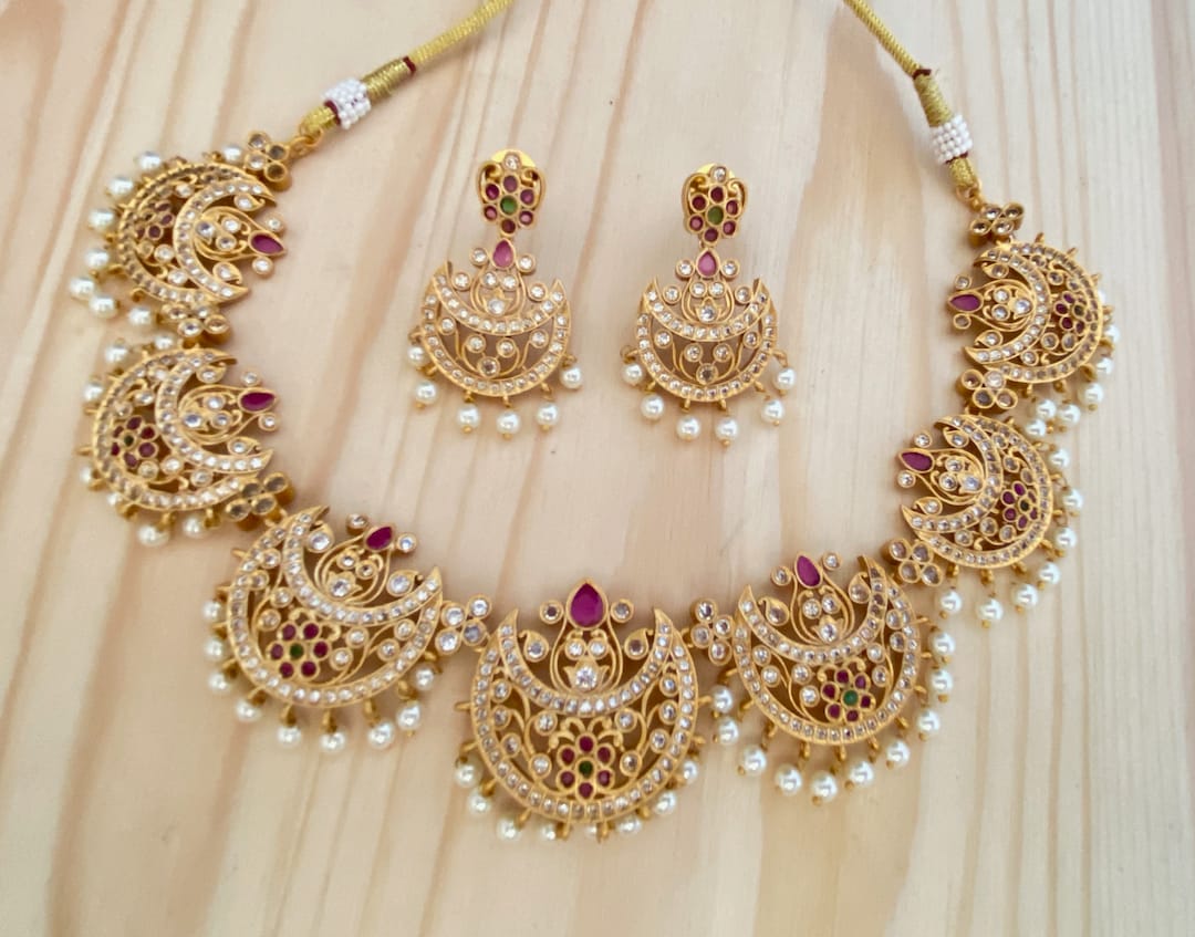 Gold Matte Finish Kemp/kempu Stone Ruby-green Chandbali Necklace ...