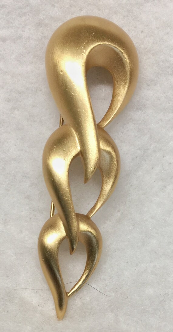 monet vintage brooch circa - Gem