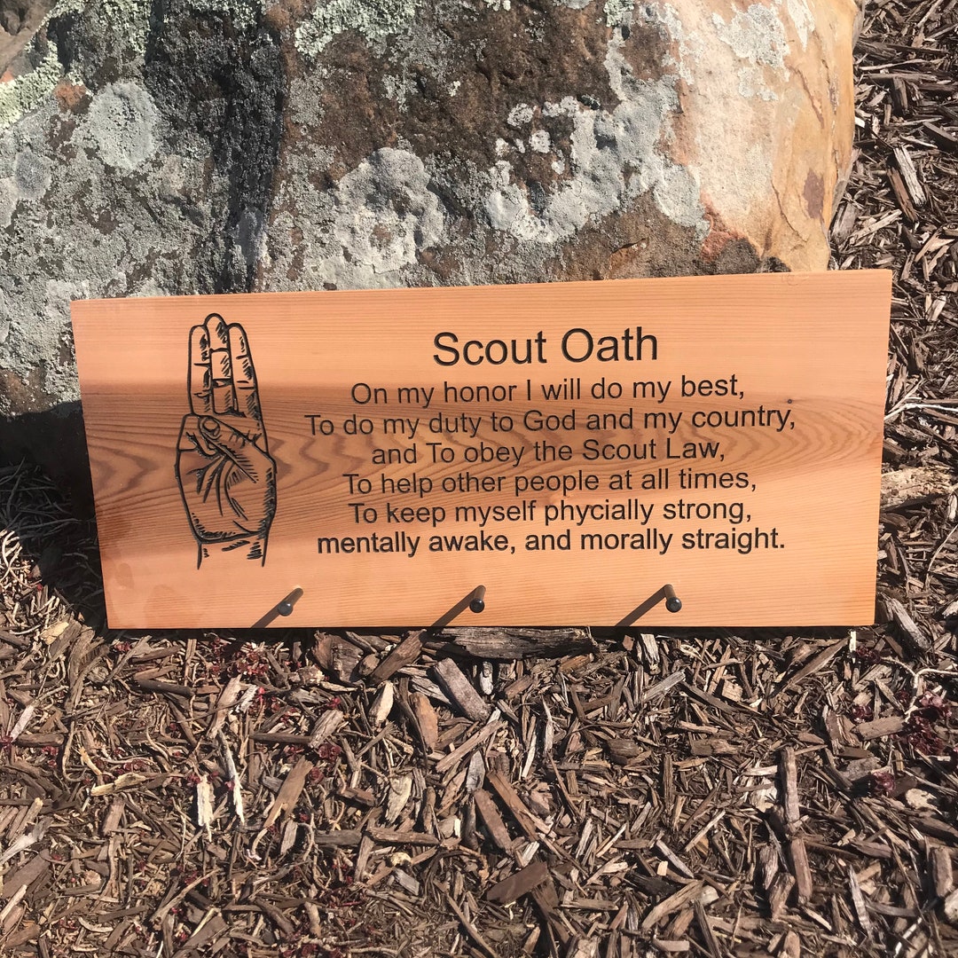 Boy Scout scout Oath Wall Hanging With Pegs for - Etsy