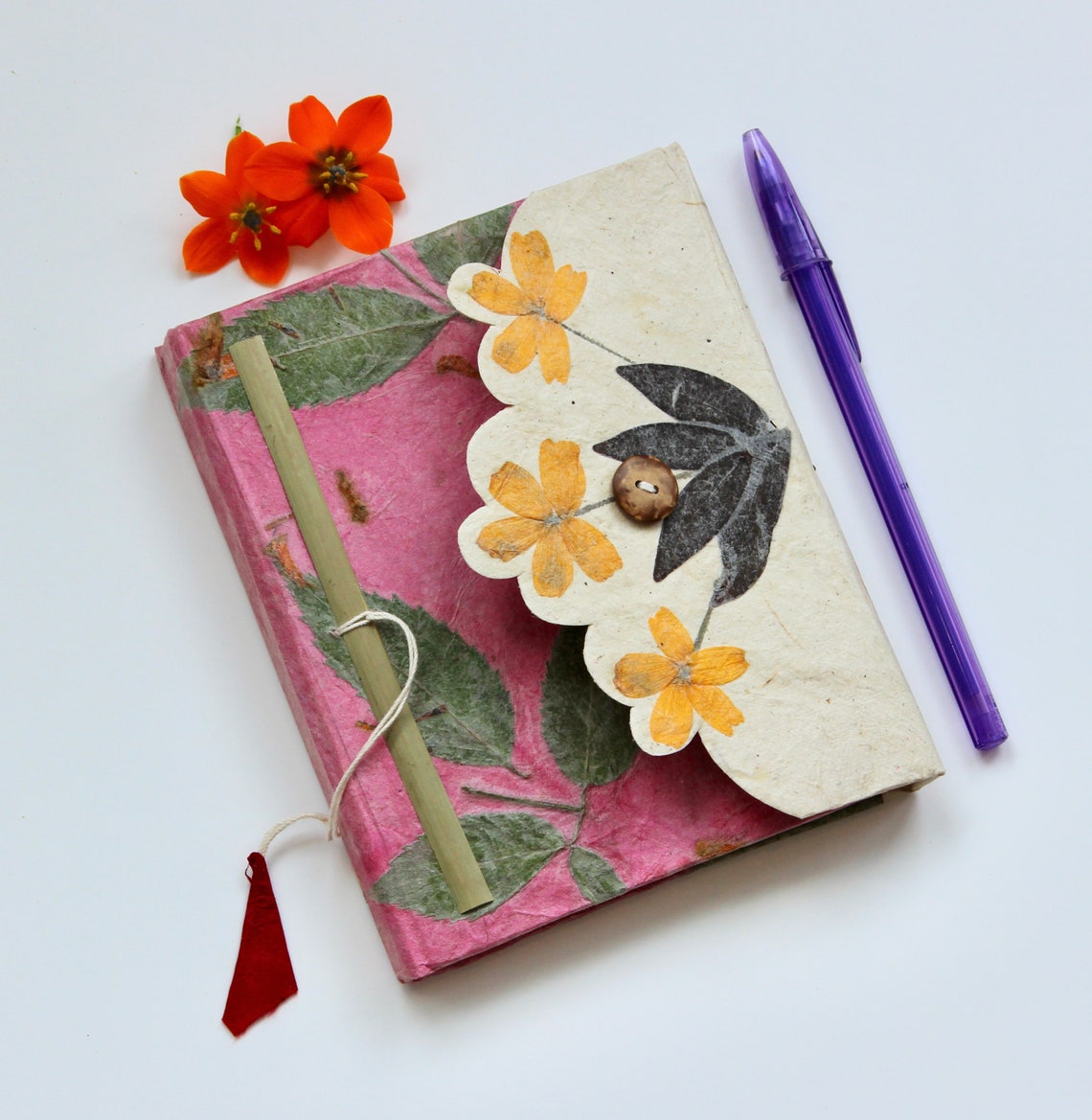 Handmade Lokta Paper Notebook With Real Flowers| Eco-friendly ...