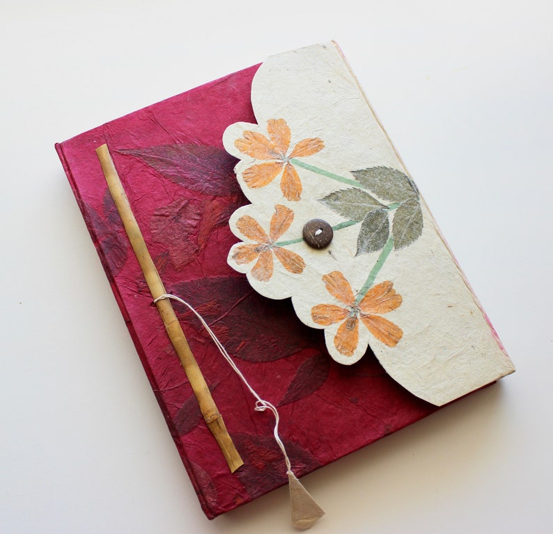 Handmade Lokta Paper Notebook With Real Flowers| Eco-friendly ...