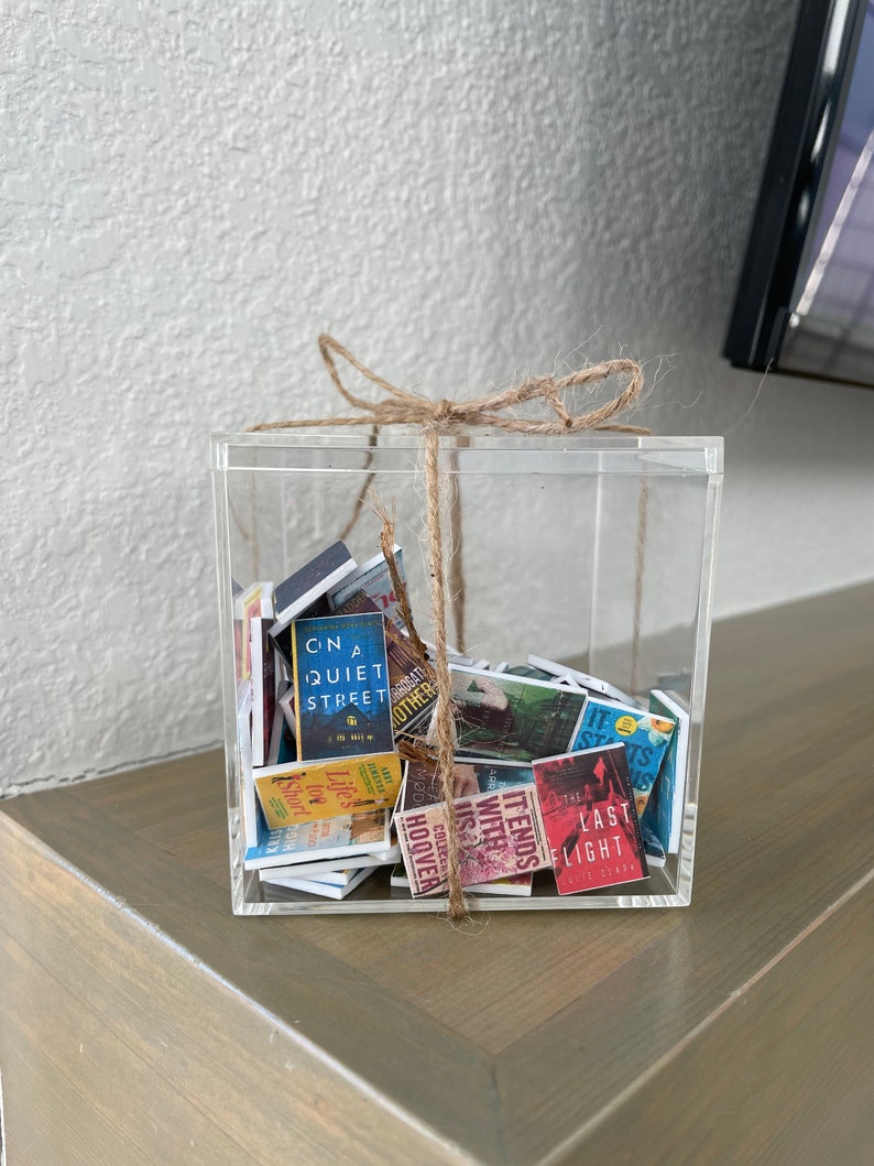 Custom Mini Book Cube: Personalized Book Lover Gift, Keepsake Box ...
