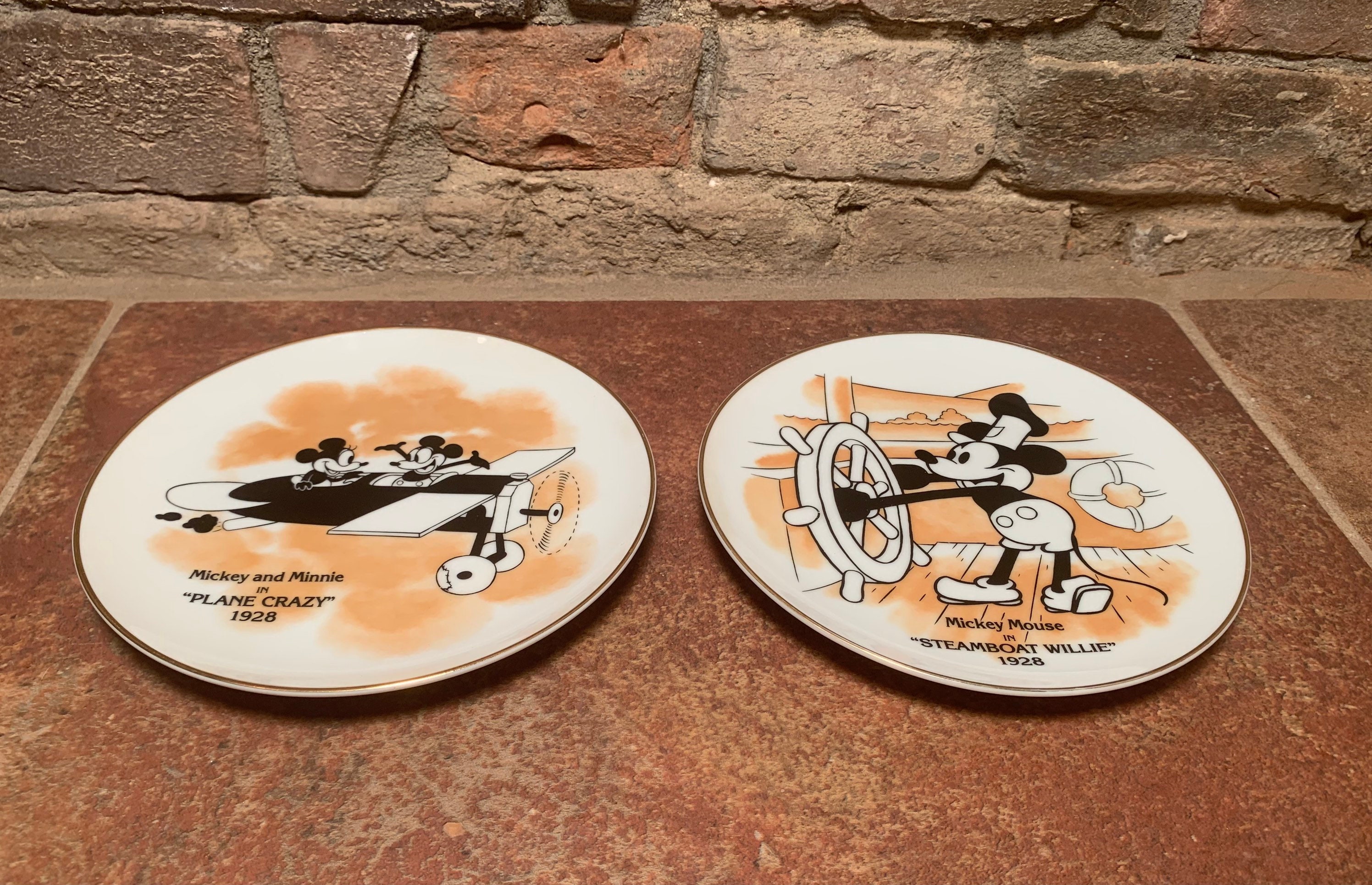 Vintage Collectible Mickey Mouse Decorative Plate Set | Etsy