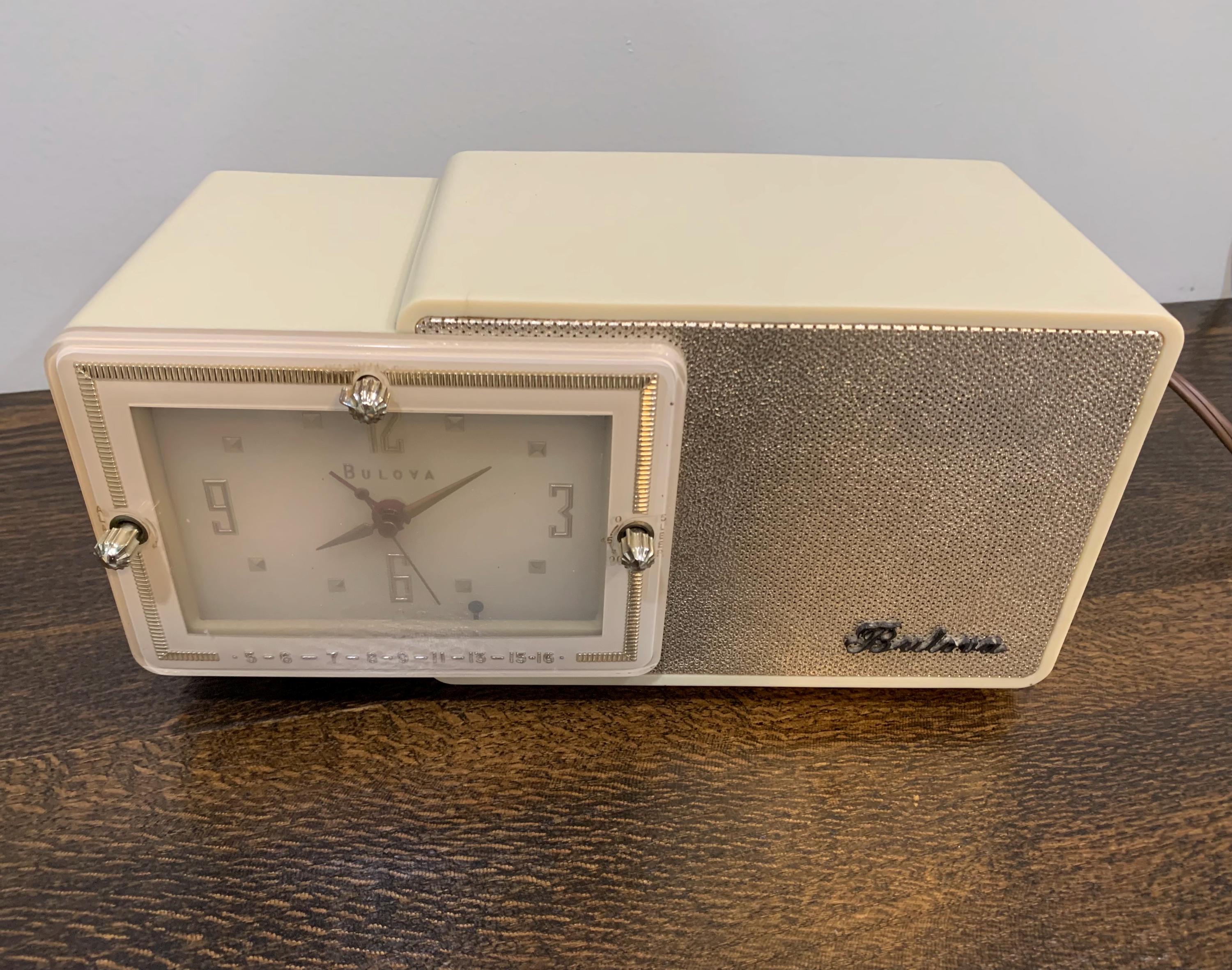 Vintage 1950s Bulova Precision Made Model 100 Beige and Gold Alarm ...
