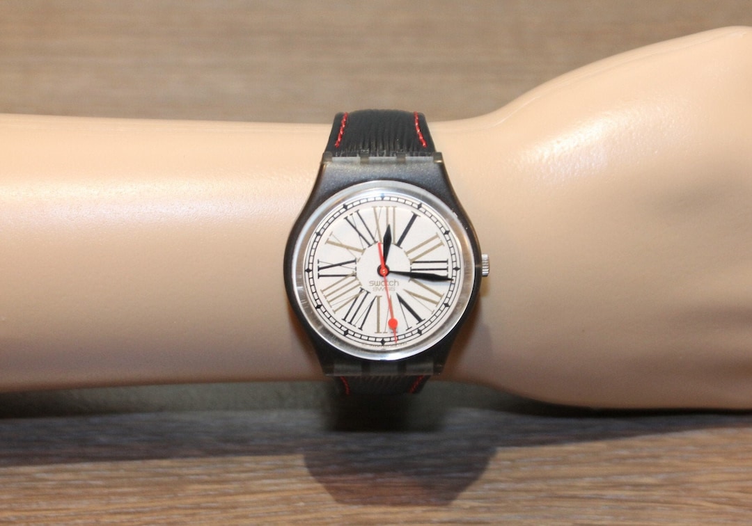 Vintage White Black and Red Swatch Watch Swiss Water Resistant Analog ...