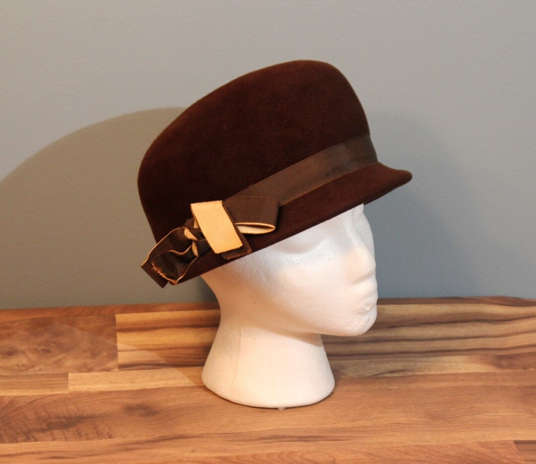 Vintage 1950s Peachbloom Velour Felt Hat With Beige and Brown Ribbon ...