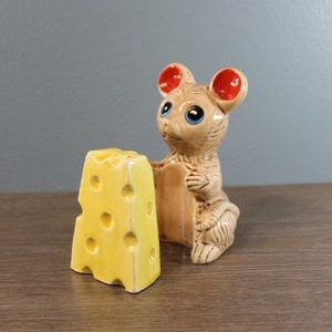 Vintage 1960s Mouse and Cheese Ceramic Salt and Pepper Shakers Box Set ...