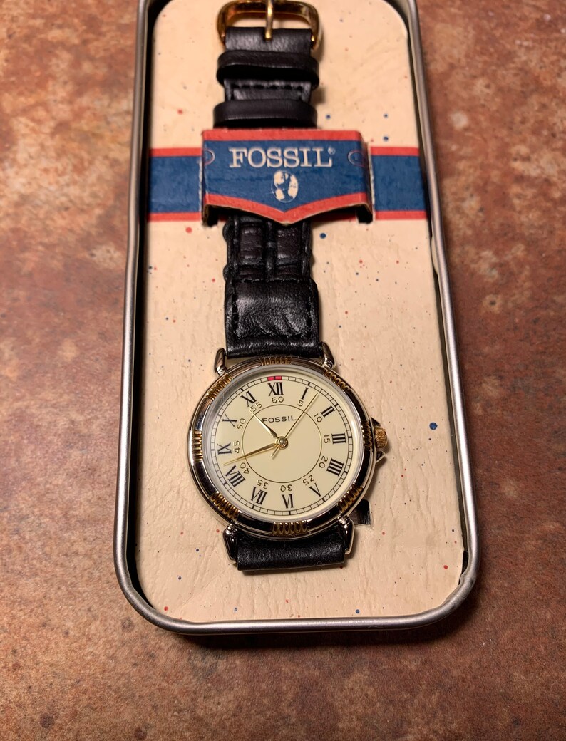 Vintage 1990s Unisex Fossil Watch With Black Leather Band - Etsy