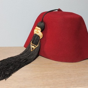 Vintage Mid-century Handmade Cyprus Maroon and Gold Masonic Felt Fez ...