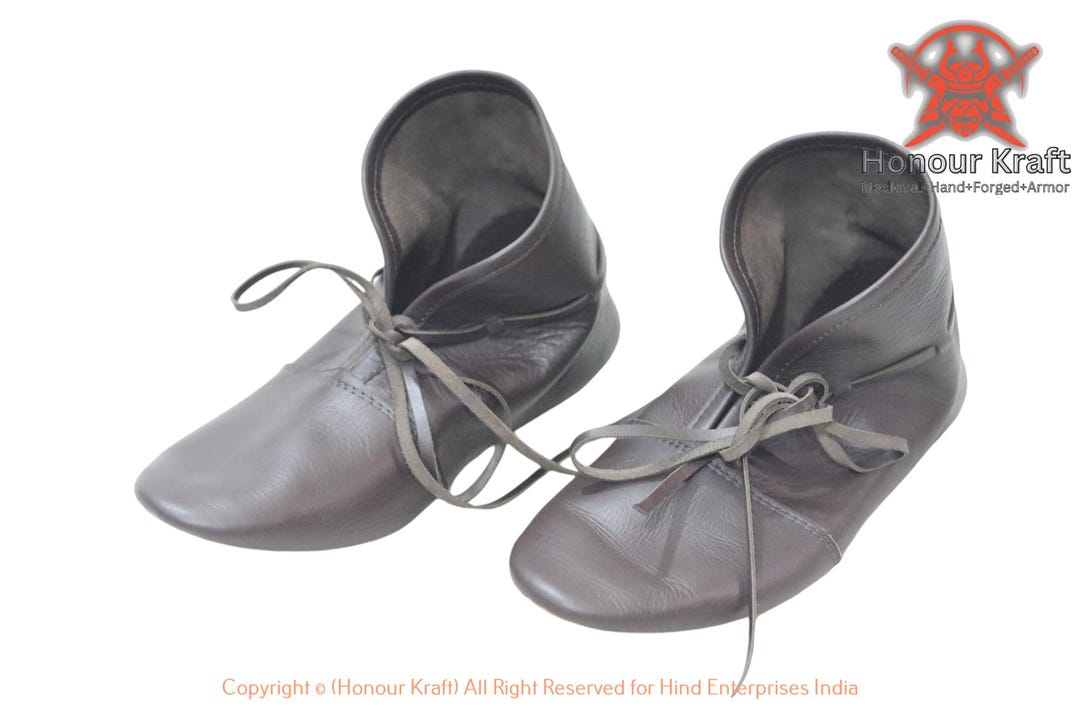 Medieval Turn Shoes – Handcrafted Leather Footwear for Reenactment ...