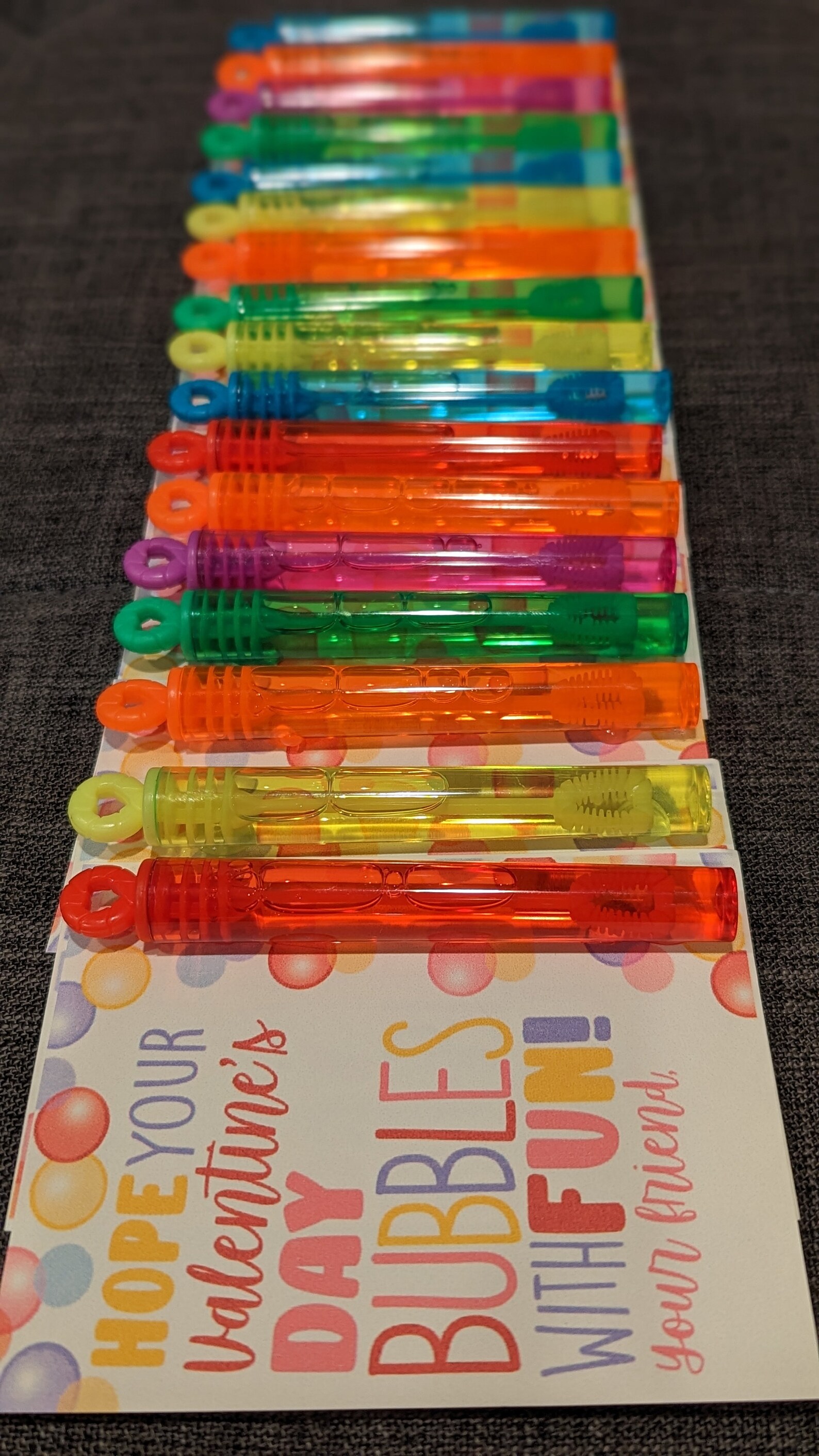 Set of 12 Valentine Day Exchange Cards With Gift Bubbles Wands - Etsy