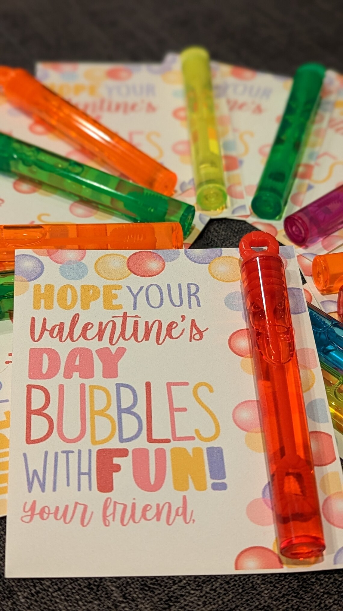 Set of 12 Valentine Day Exchange Cards With Gift Bubbles Wands - Etsy