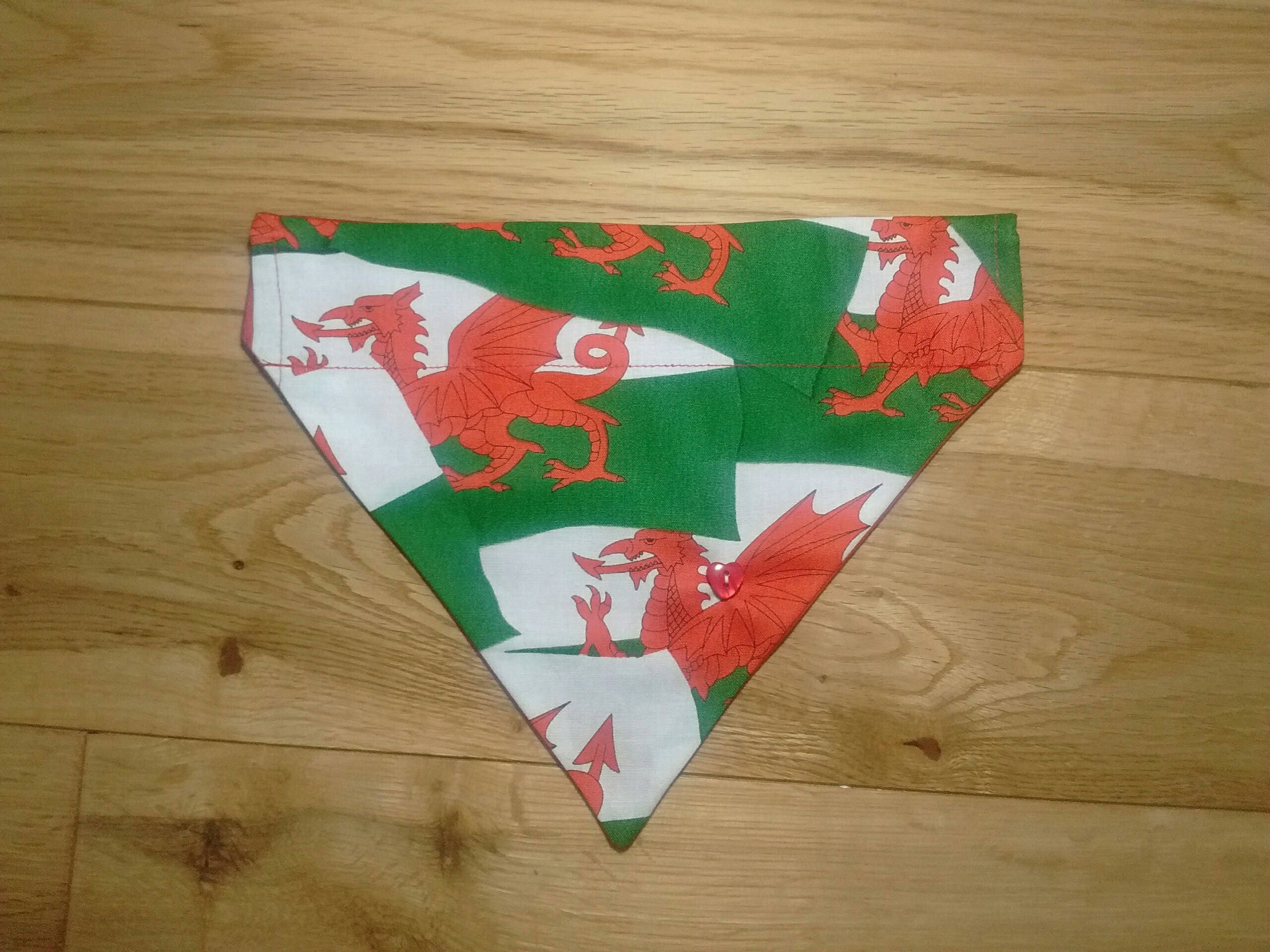 Welsh Flag Dog Bandana. - Etsy