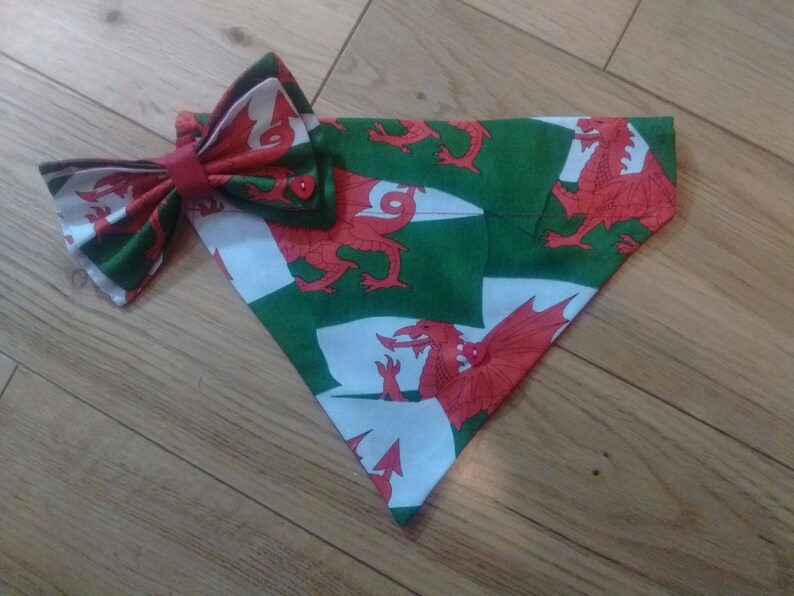 Welsh Flag Dog Bandana. - Etsy