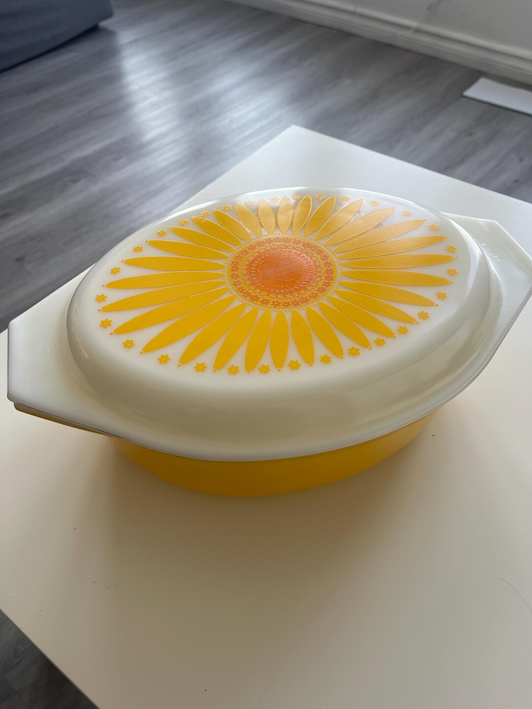 Vintage Pyrex Sunflower Daisy Casserole Dish W/lid 2.5 Qt. - Etsy