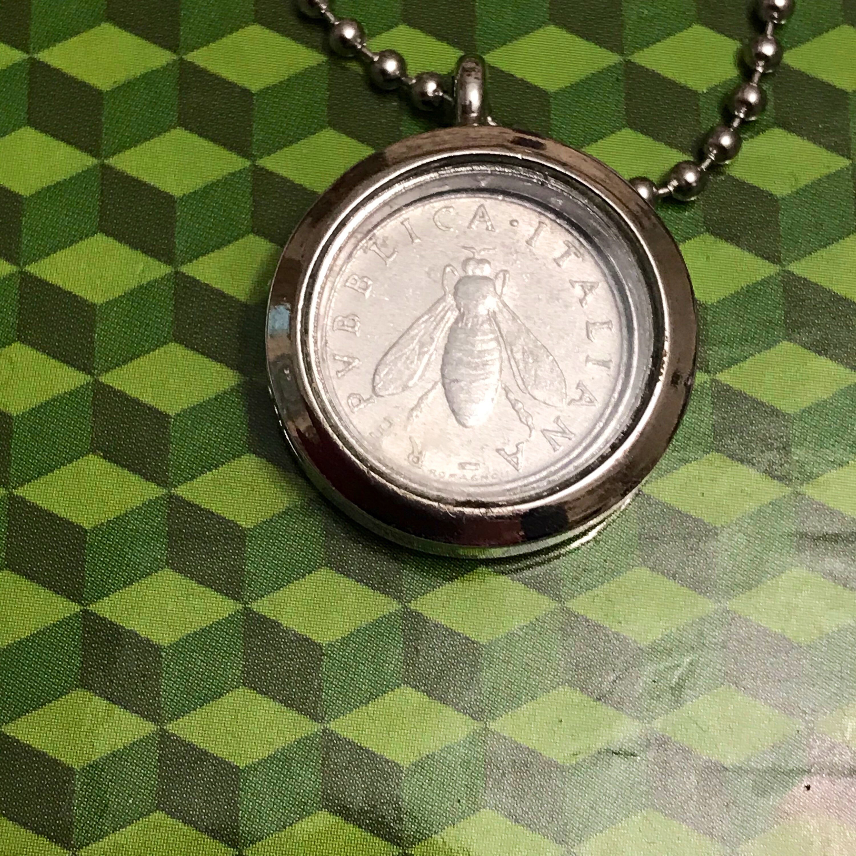 Bee Necklace/vintage Italian Coin Locket/bee Lovers - Etsy