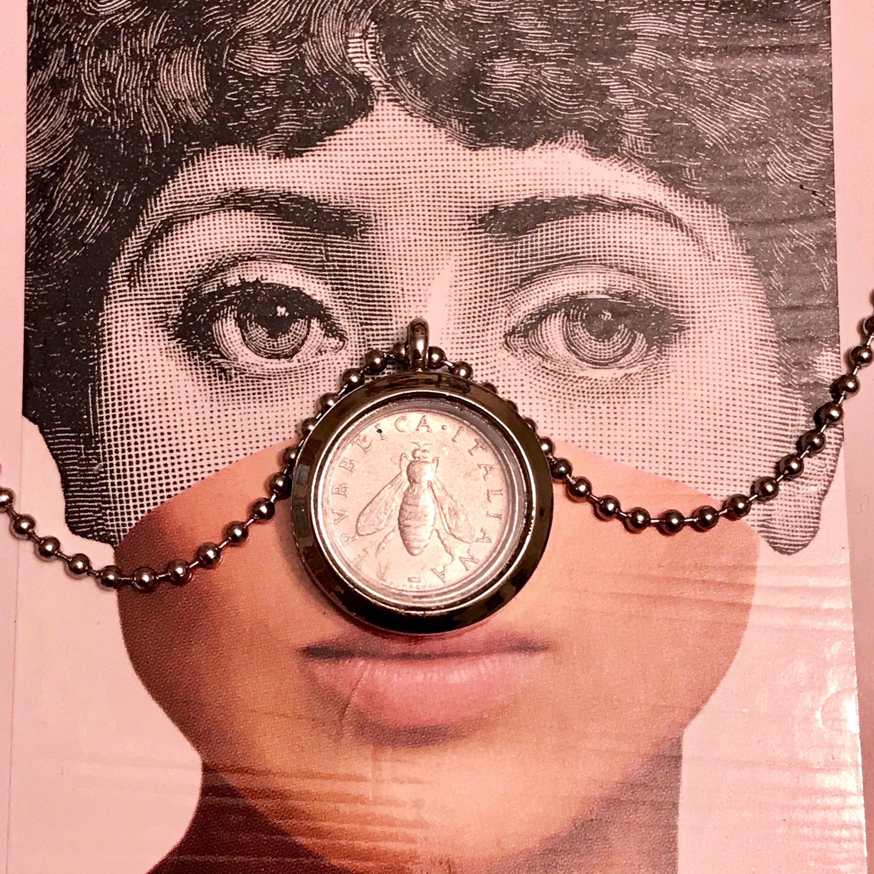 Bee Necklace/vintage Italian Coin Locket/bee Lovers - Etsy