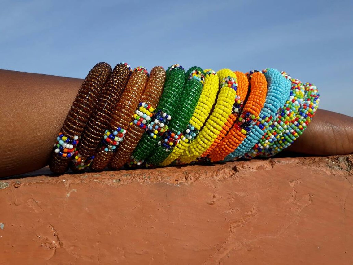 Set of 14 bangles beaded bangles wholesalebeaded bangles | Etsy