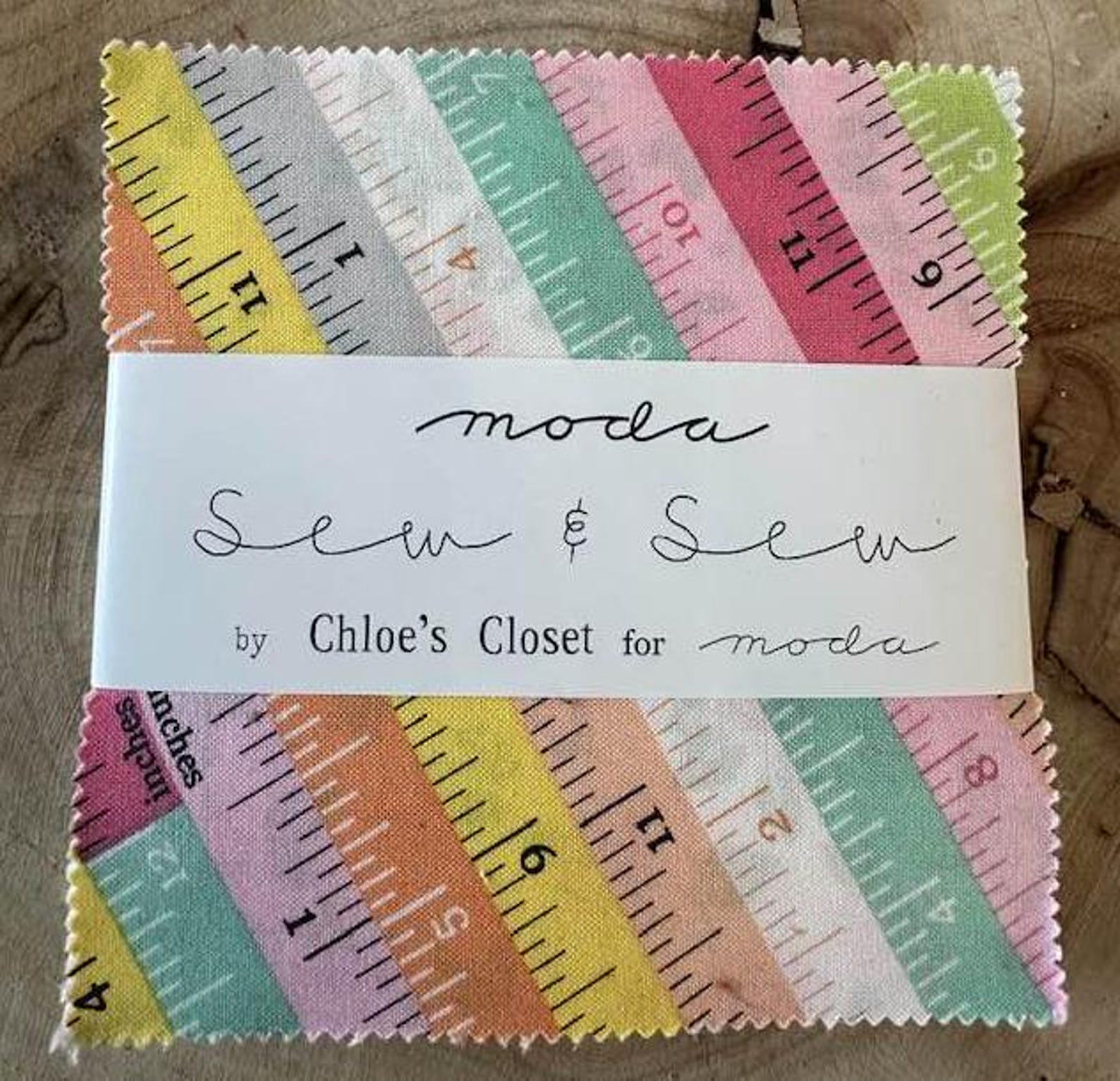 Sew & Sew Charm Pack Chloe's Closet for Moda Fabric - Etsy