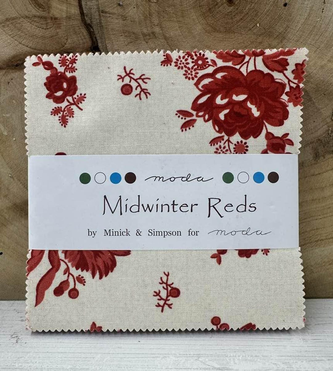 Midwinter Reds - Charm Pack by Minnick & Simpson for Moda - Etsy
