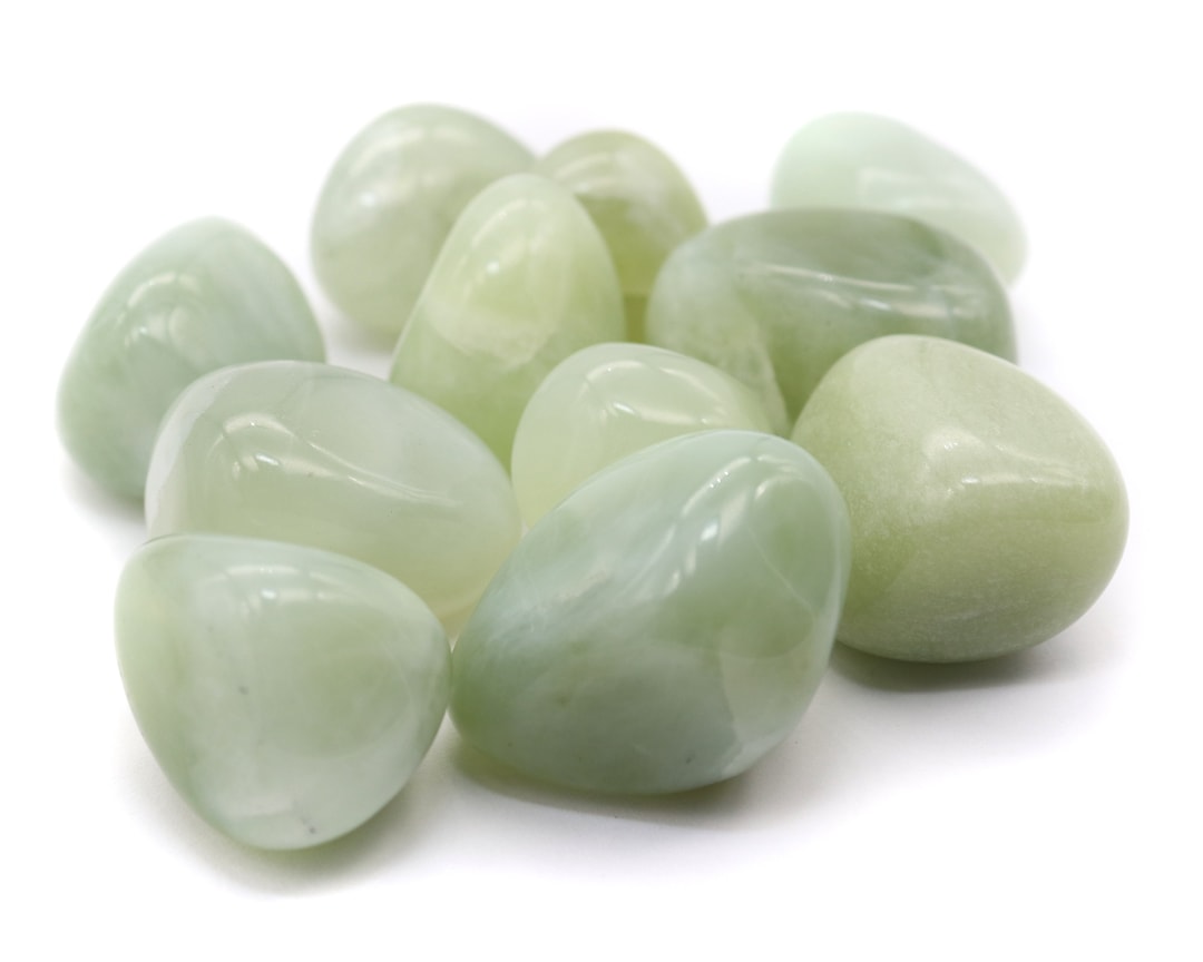 Green Jade Tumbled Stone, Heart Chakra Healing Stones, Chakra Balancing ...