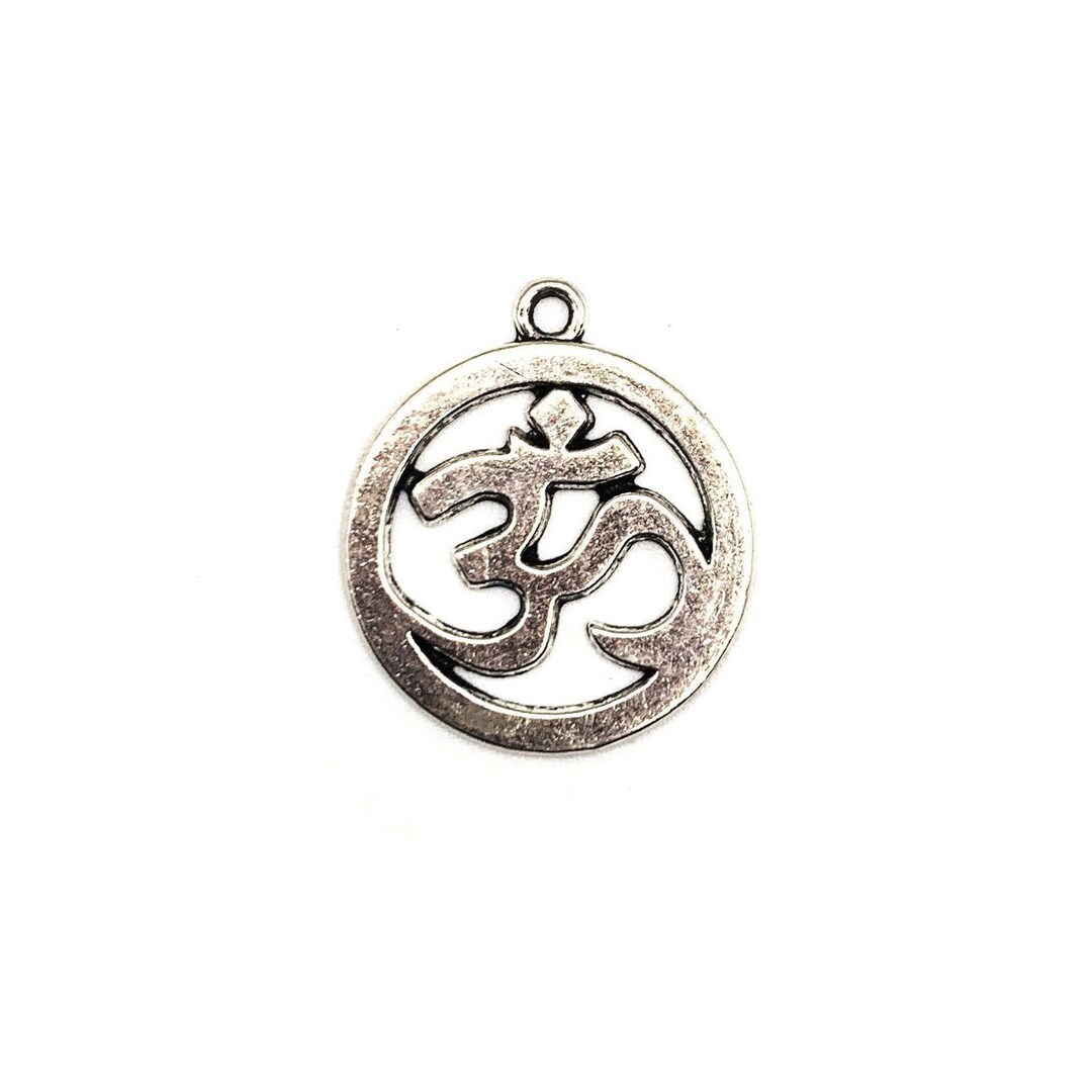4 20 or 50 BULK Om Charms Antique Silver Ohm Charm Om - Etsy